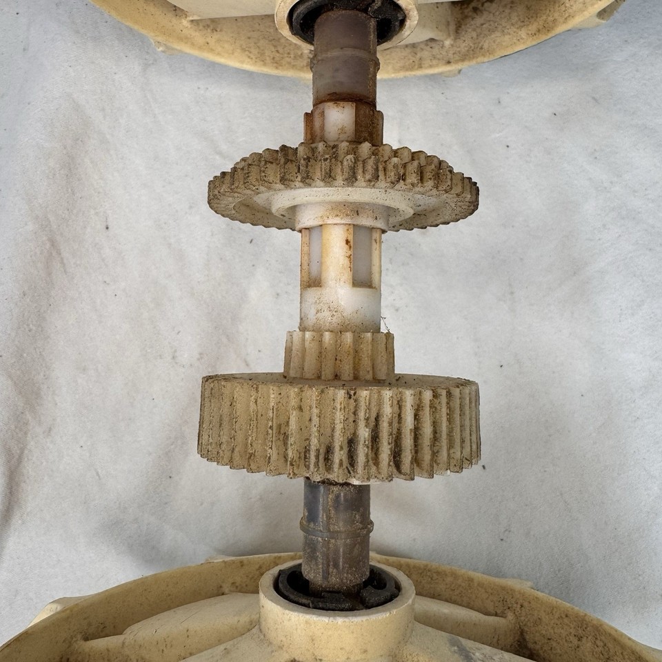 Nelson Traveling Lawn Sprinkler Tractor Rear Wheels Drive Axle Gears | eBay