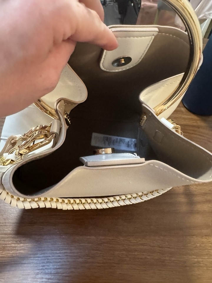 Women’s Authentic Aldo Purse Handbag Clutch Color Cream Leather w/ Gold ...
