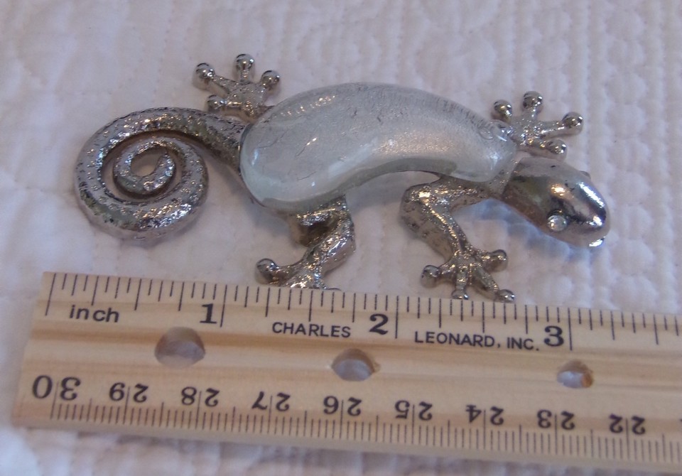 Beachcombers White Frosted Glass Gecko Silver Tone Figurine Gift New | eBay