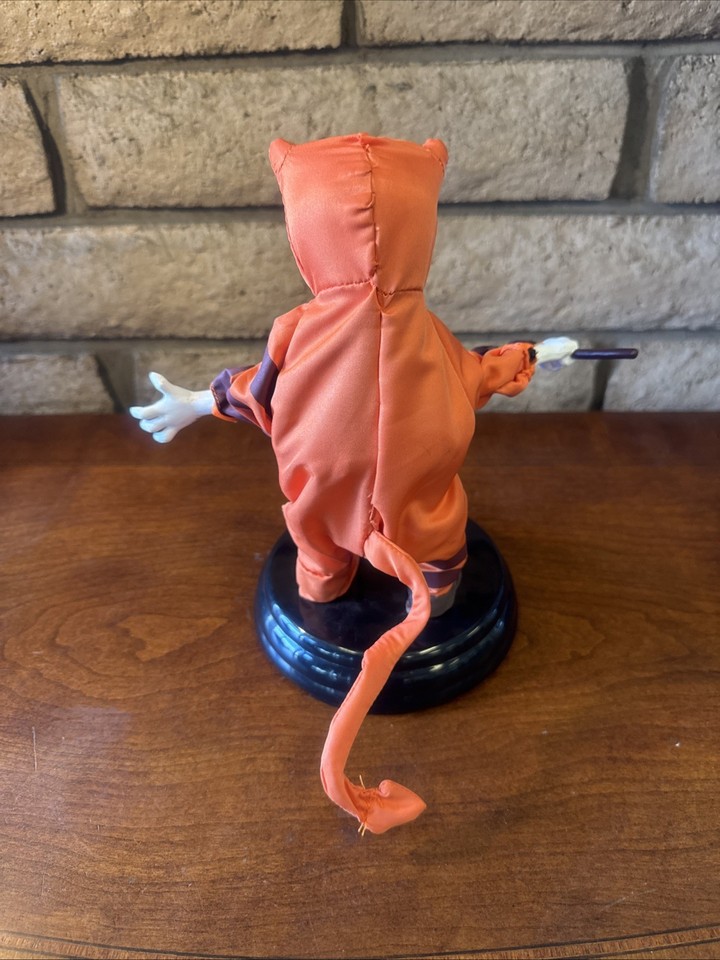 RARE GEMMY Halloween GRAVE RAVER DEVIL This Is Why I'm Hot Light Sounds ...