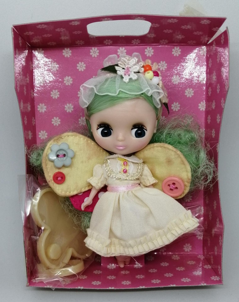 Petit Blythe Model Butterfly Wings E Revolution JYO15 | eBay UK