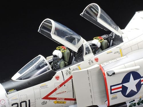Tamiya 1/32 McDonnell Douglas F4J PhantomII Marine Corps Model Kit ...