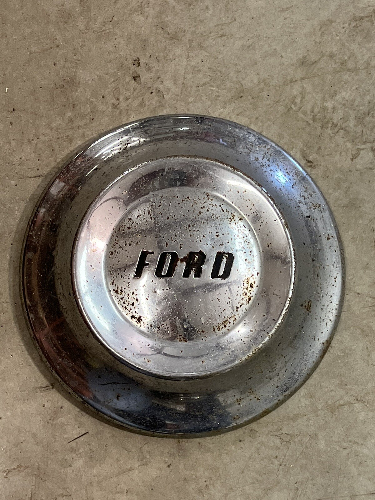 1952-1954 Ford Dog Dish Hubcap TR118 | eBay