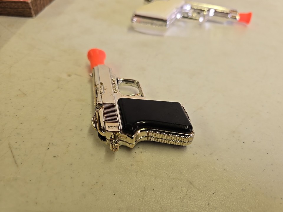 Vintage BCM Co Derby England The Outlaw Automatic Presentation Cap Gun ...