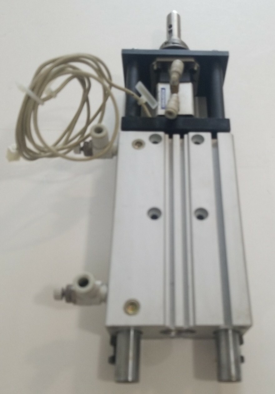 *PREOWNED* Koganei SGDA20x100 Air Cylinder w/ CDAS16x5-B-R & (3) ZE102B ...