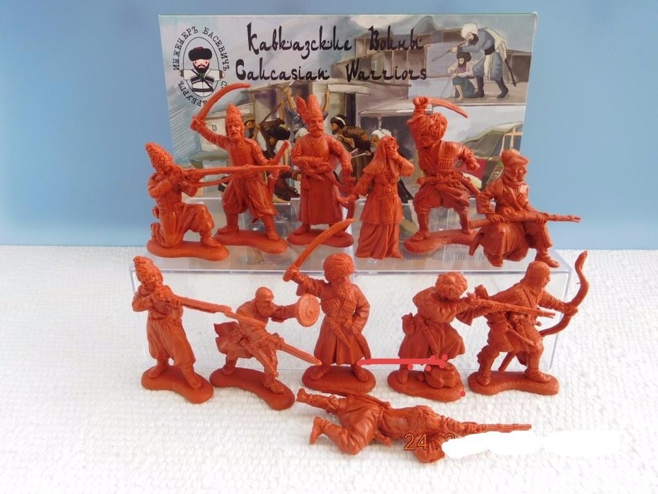 BASEVICH SET 22 RUSSIAN CAUCASIAN WARRIORS 1:32 toy soldiers | eBay