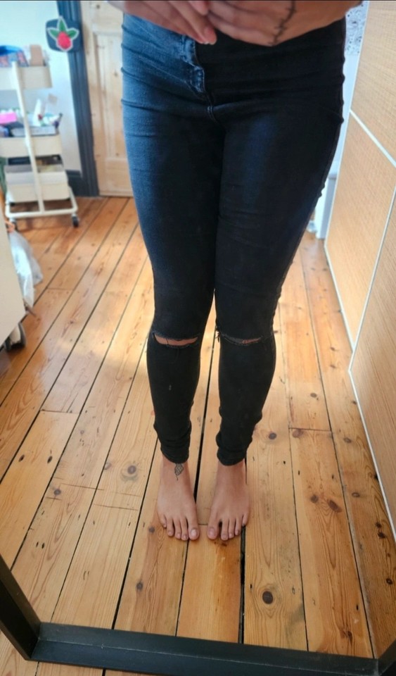 Topshop Joni High Waisted Jeans W30 L36 Black Ripped Jeans | eBay UK