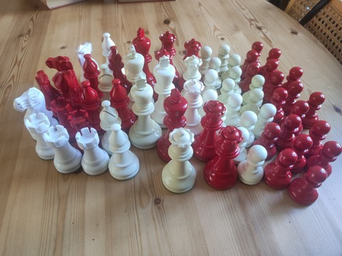 Red And White Chess Set No Reserve Auction ,65 Pieces K3.8" | eBay