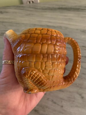 VINTAGE ALLIGATOR CREAM PITCHER | eBay