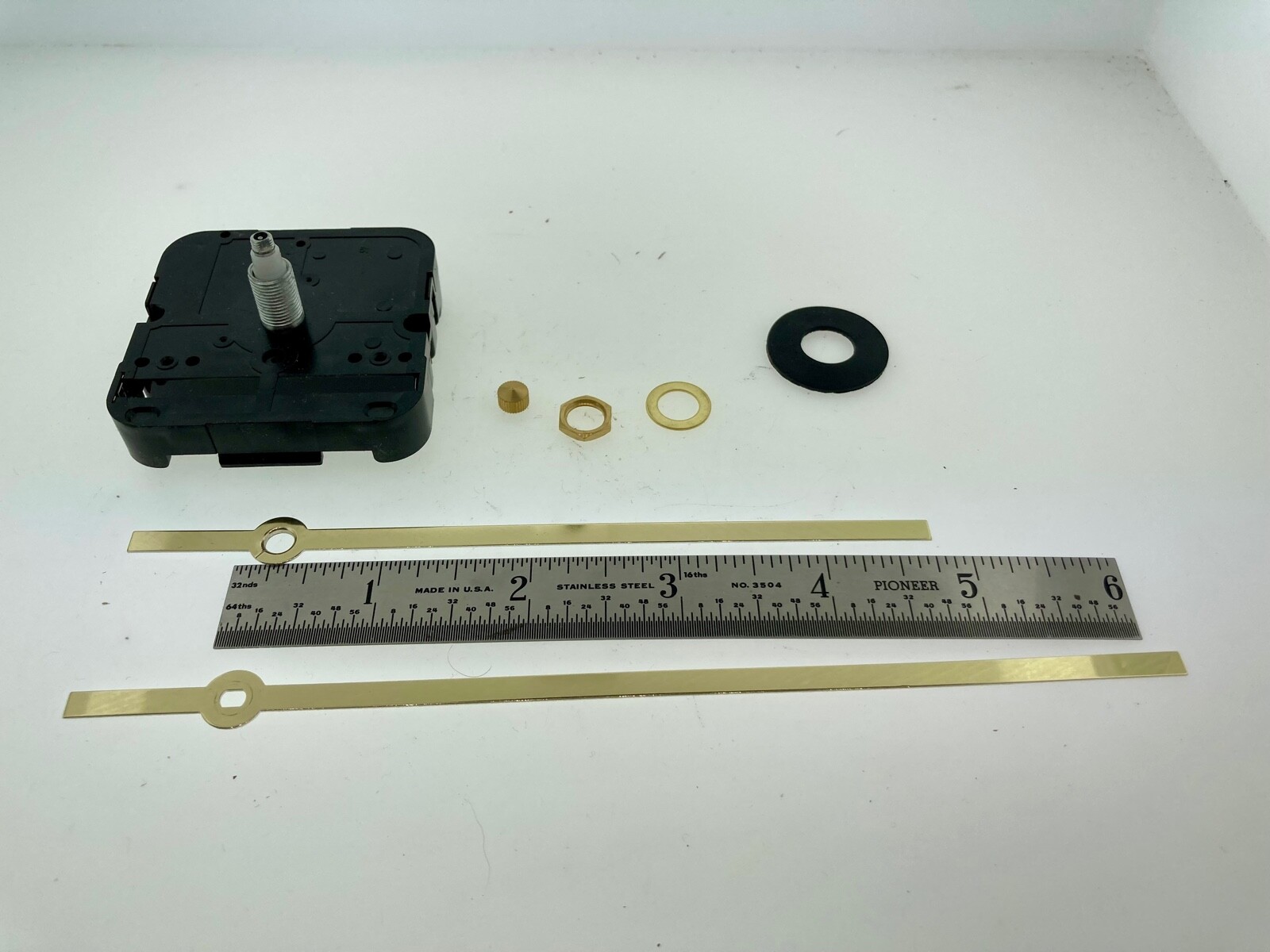 Takane High Torque Battery Quartz Clock Movement with Gold hand set for ...