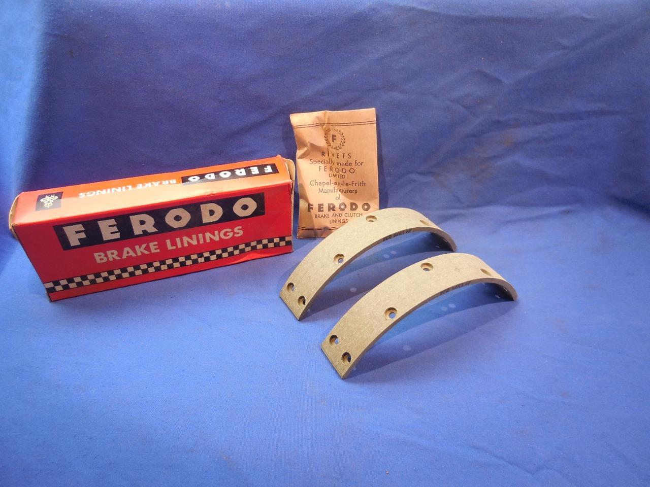 BSA A65 B44 A50 Rear Brake Liners BS9/1 Ferodo 66-70 Lightning 19-7717 ...