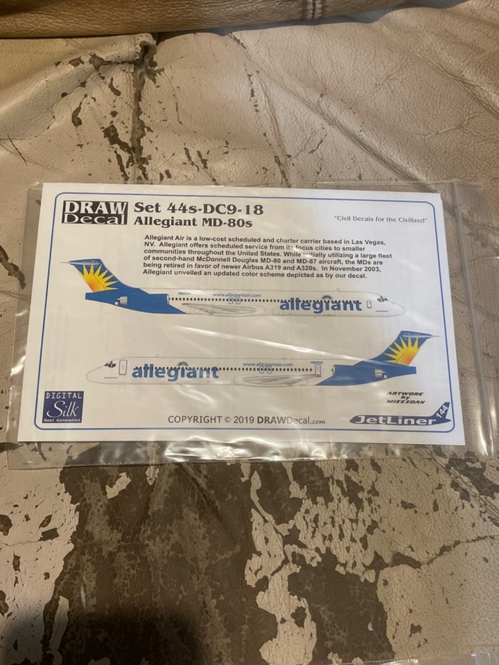 Lot of 1/144 Model Airplanes DC-8 MD-80 Passenger Jetway Allegiant ...
