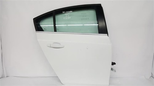 U8624 Olympic White Rear Right Door OEM 12 13 14 15 16 Chevrolet Cruze ...