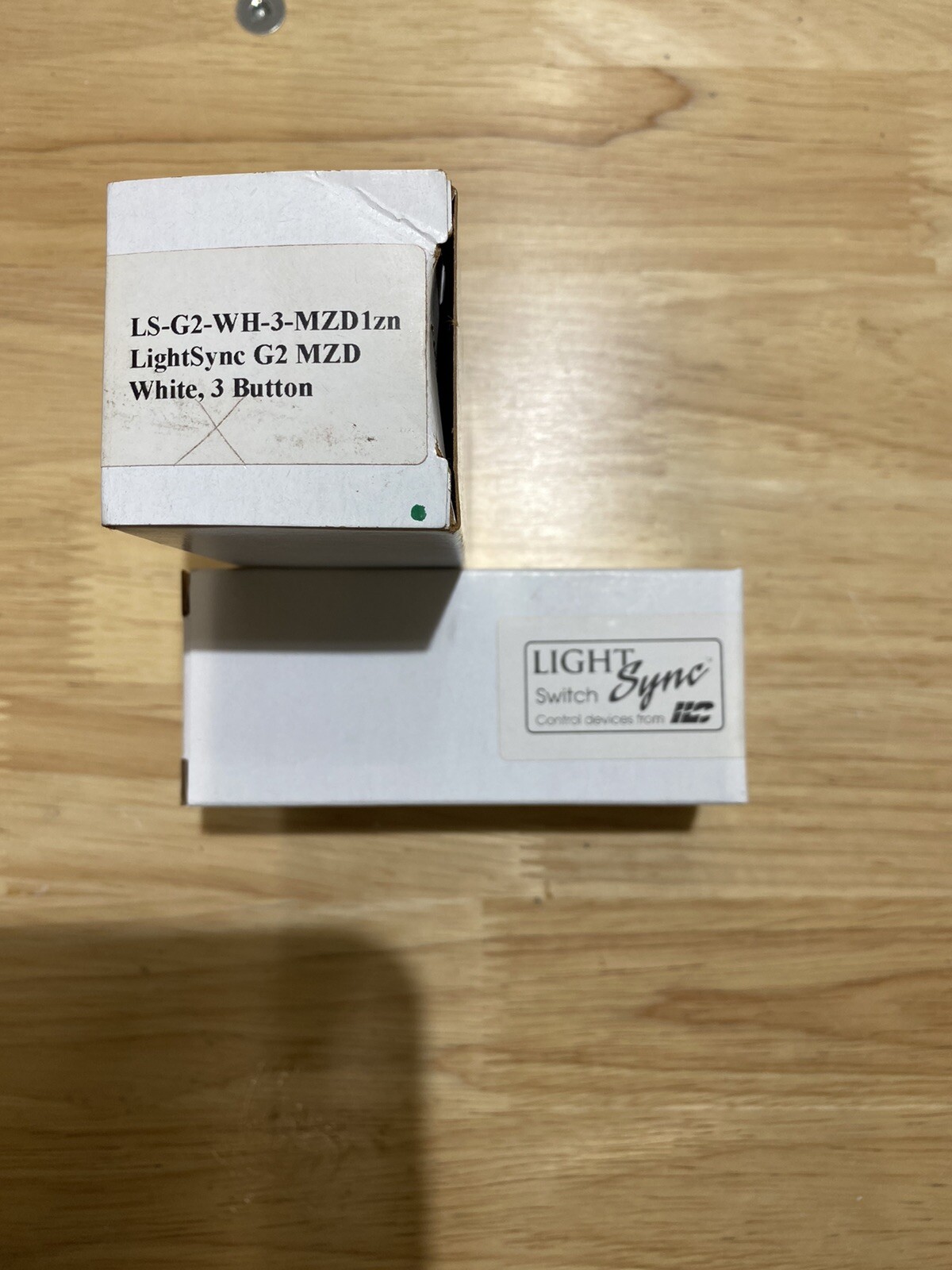 ILC Light Sync Control Devices G2 white 3 Button Push Switch LS-G2-WH-3 ...