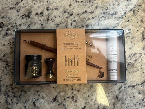 New MANUSCRIPT PEN & MINI SEAL SET Dip Pen, 2 Nibs, Black Ink, Sealing ...