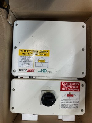 SolarEdge SE7600H-US000BNU4 240V 7600W HD-Wave Inverter (Open Box, Grid ...