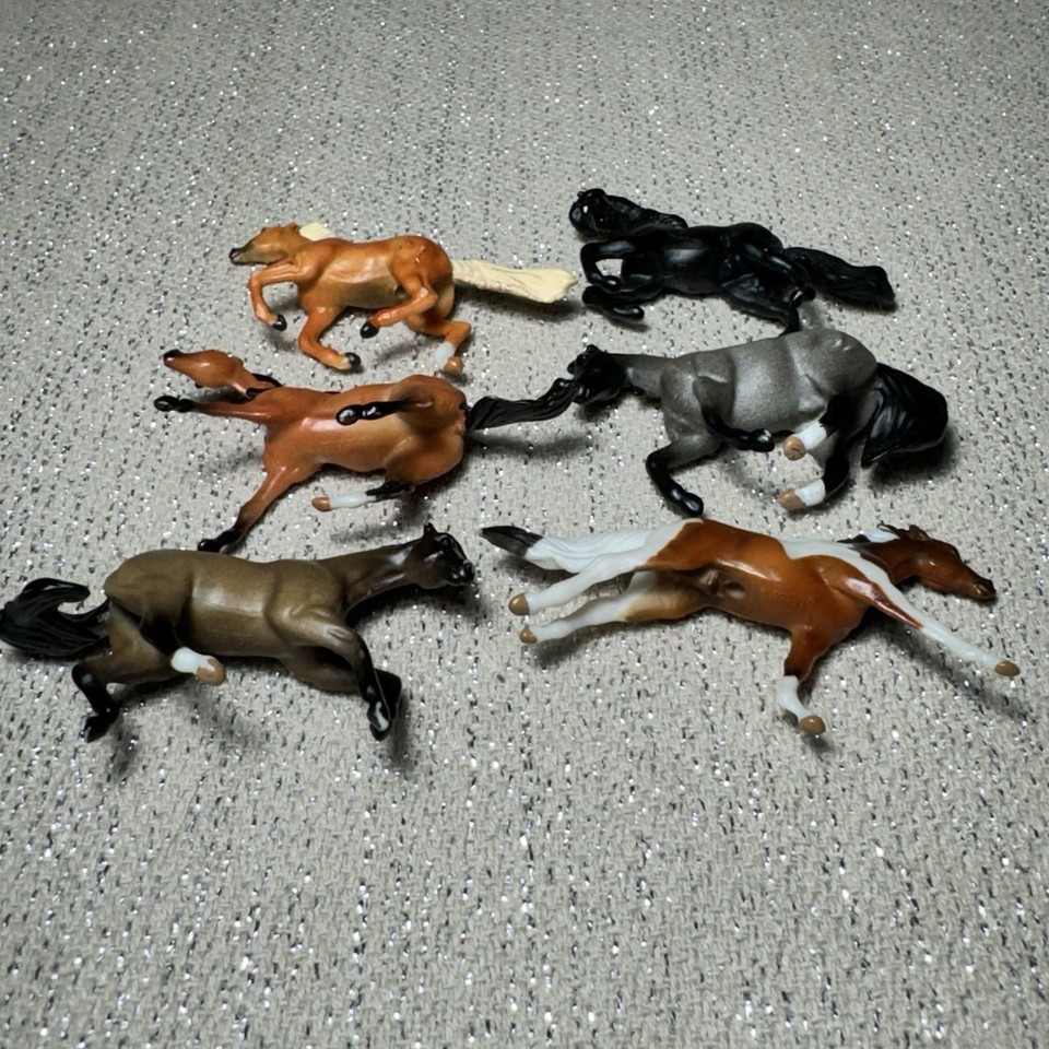 Breyer Mini Whinnies Complete Set of 6 MUSTANGS 300118 | eBay