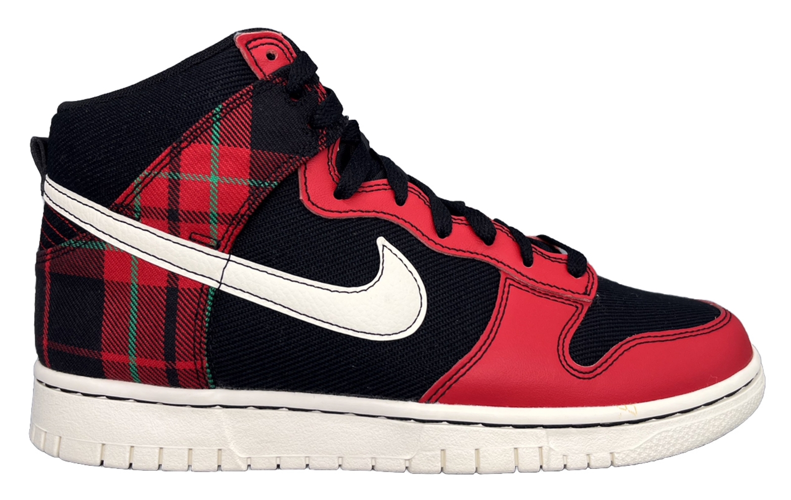 Nike Dunk High SE Tartan Plaid Black University Red DV0826 001 Mens ...
