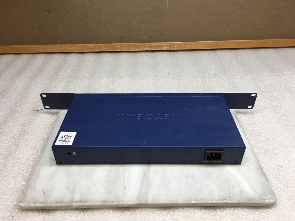 NetGear JGS524 v2 24-Port Unmanaged Network Gigabit Switch With Rack ...