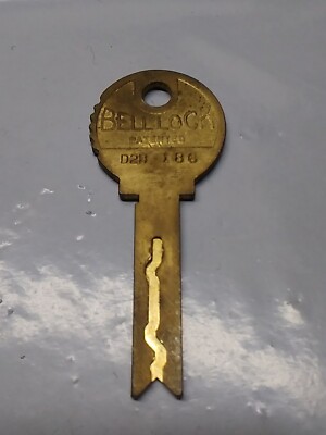 Bell Lock Key Antique Slot Machine Jukebox Penny Arcade # D2B186 D2B ...