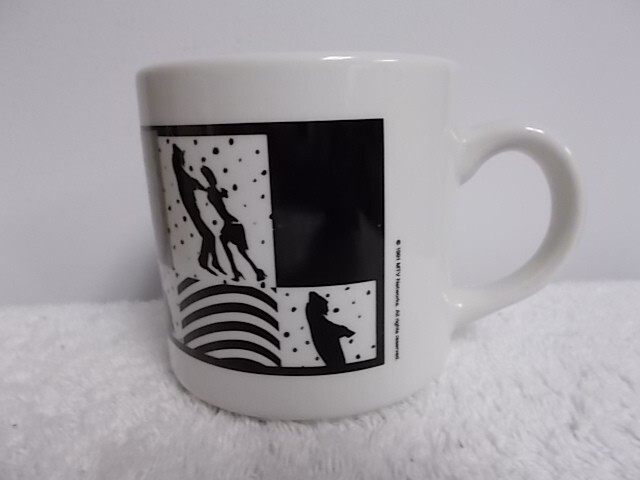 Vintage 1991 Club MTV Music Television White Black Coffee Mug Heat ...