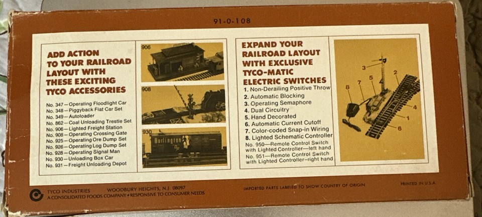 HO Scale Tyco, 1890 Combine Passenger Car, ATSF Santa Fe, White & Green ...