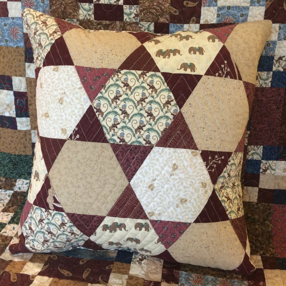 Candy Dish Quilt Pattern ~ Hexagon Pillows ~ uses Jaybird Hex N More ...