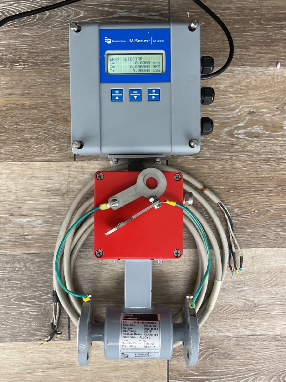 BadgerMeter FLANGED M2000 Mag Converter Mag Detector Head Flowmeter DN ...