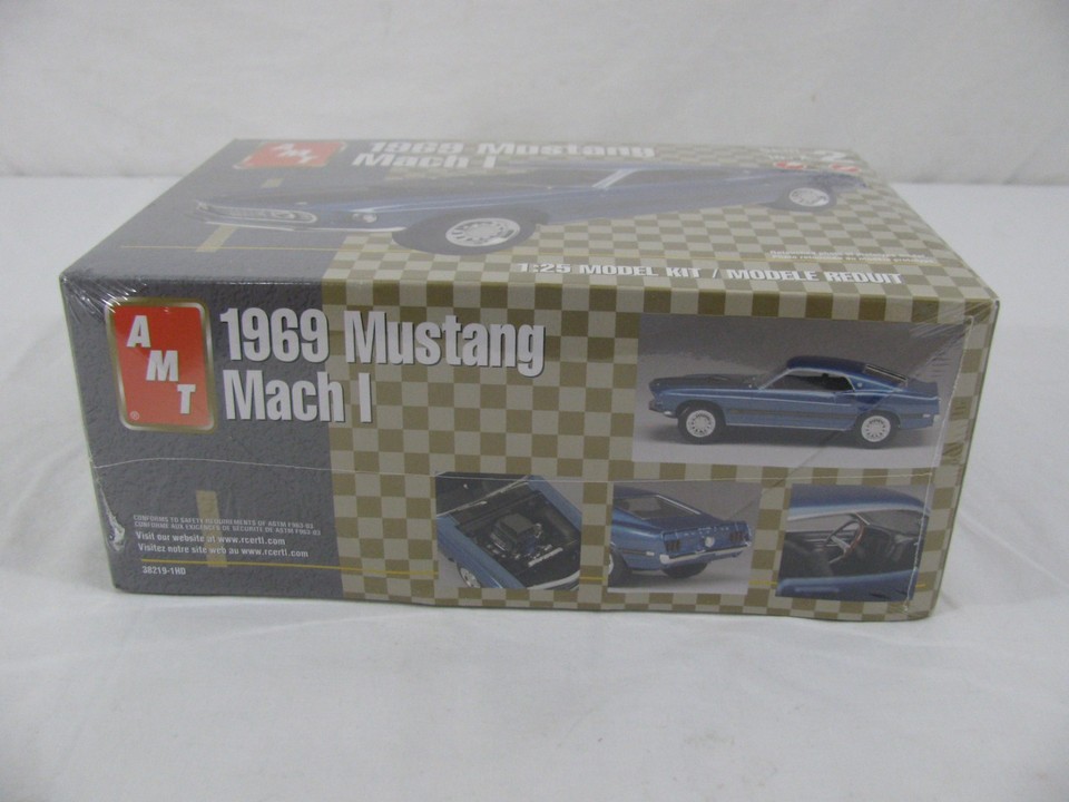 2005 AMT RC2 1/25 Scale 1969 Ford Mustang Mach 1 Model Car Kit #38219 ...