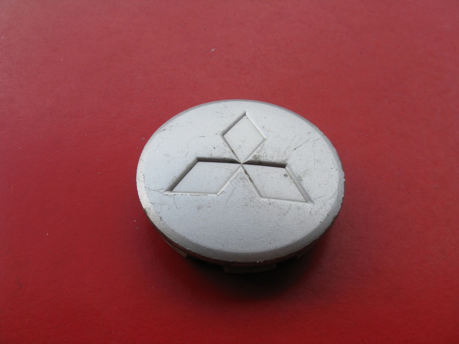 MITSUBISHI LANCER ECLIPSE GALANT (1) WHEEL RIM HUB CAP HUBCAP CENTER ...