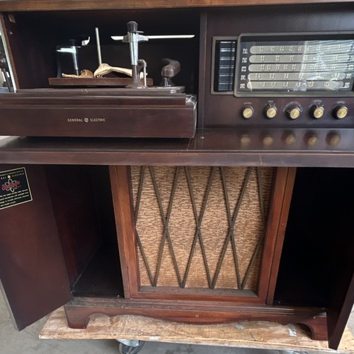 General Electric Vintage Record Player Console and Radio Cabinet | eBay
