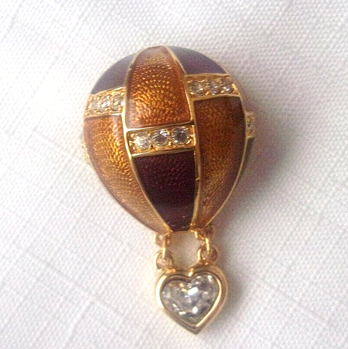 Joan Rivers Gold Tone Hot Air Balloon W/Crystal Heart Dangle Pin | eBay