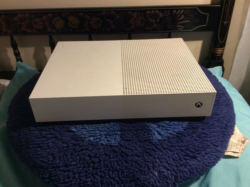 Xbox One S 1TB Console - White (XBS1TB); Fairly Used; Limited Bundles ...