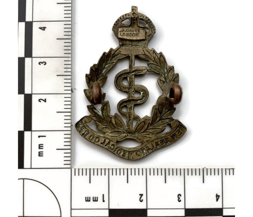 WW1 / WW2 New Zealand Army Medical Corps Royal NZMC Cap Badge - J.R ...