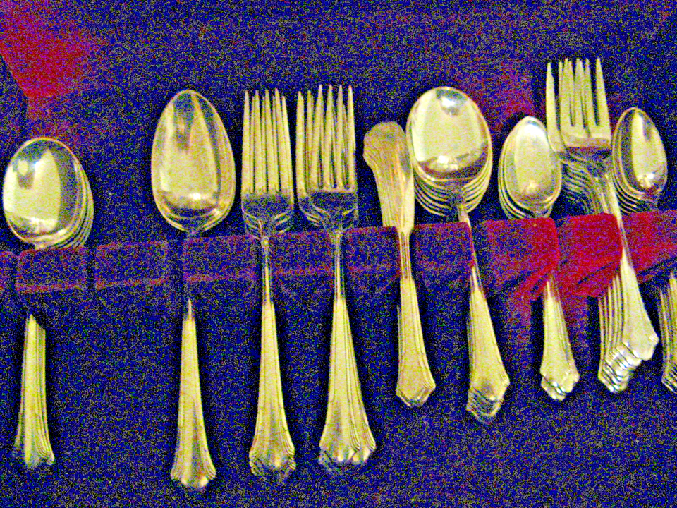GORHAM SILVER PLATED FLATWARE PAT 1933 "LADY CAROLINE" Service For 12 w ...