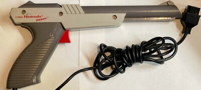 Original 1985 Gray Nintendo NES Zapper Duck Hunt Gun NES-005 OEM Light ...