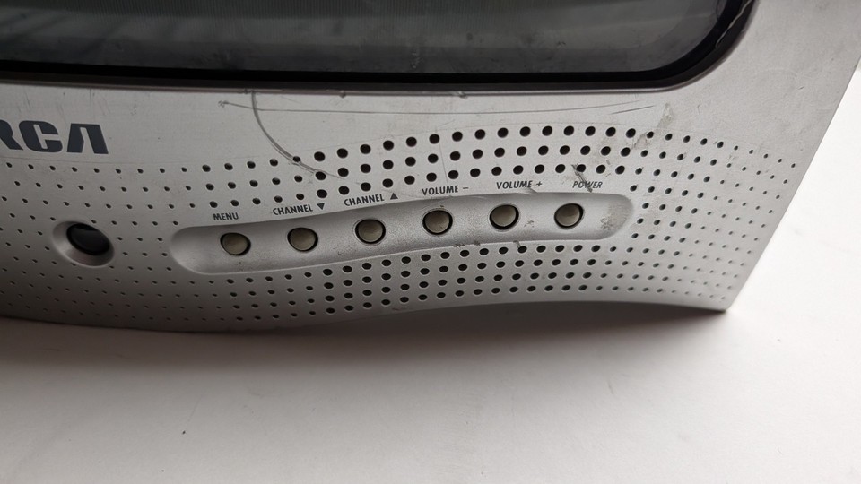 RCA E13320 13” Retro Gaming CRT TV No Remote As-Is/Parts See Desc Free ...