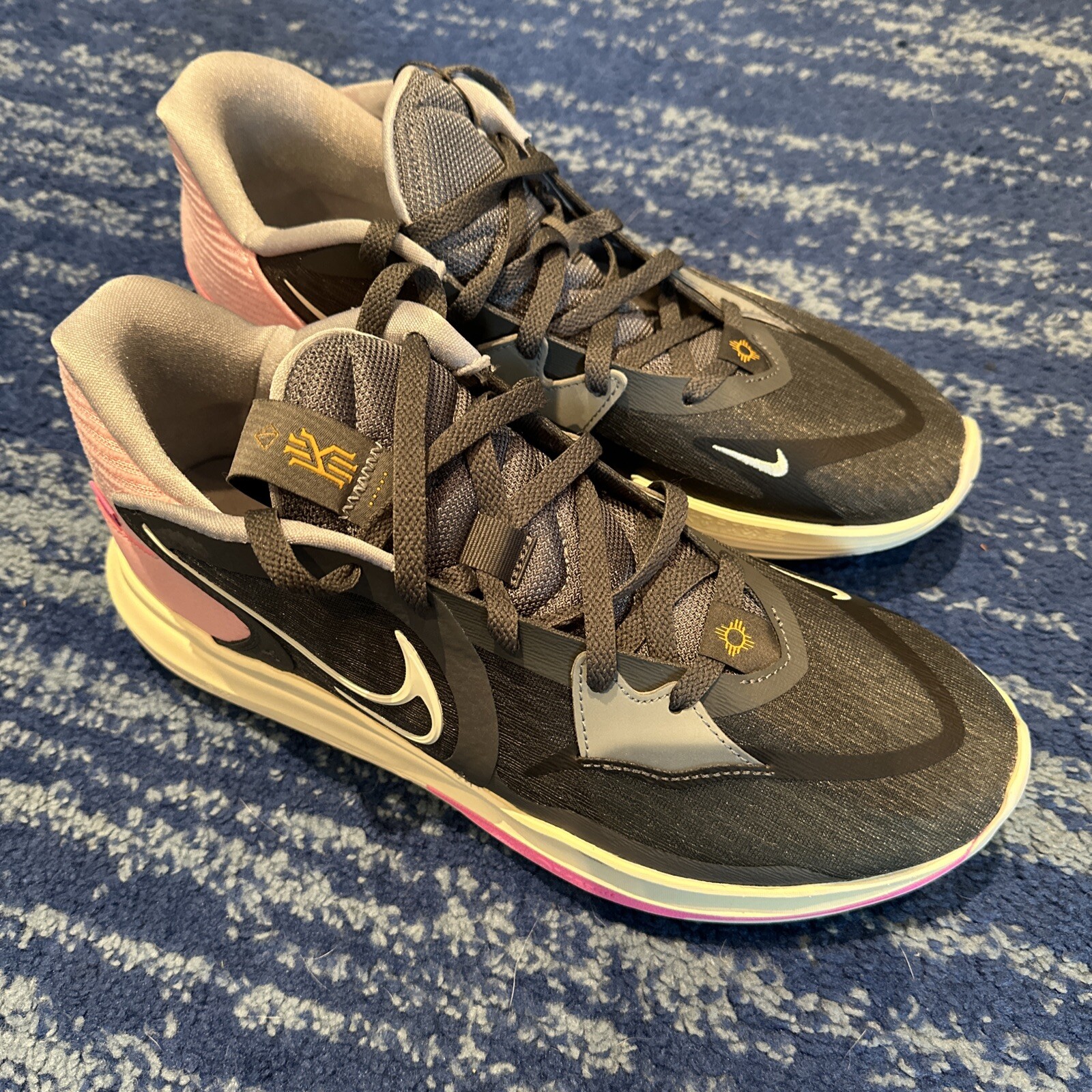 Nike Kyrie Low 5 Basketball Shoes Iron Grey Pink DJ60… - Gem