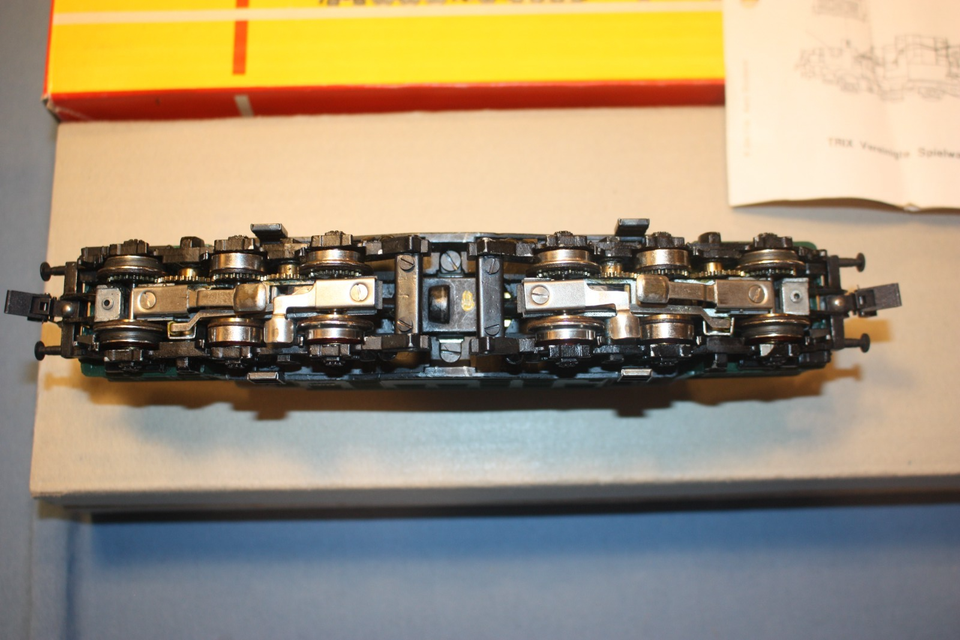 German 'Trix Express' Crocodile Electric Type Locomotive #230-HO scale ...