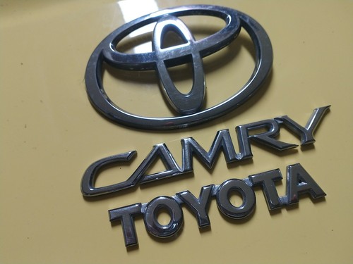 TOYOTA CAMRY CHROME EMBLEM WITH LOGO | eBay
