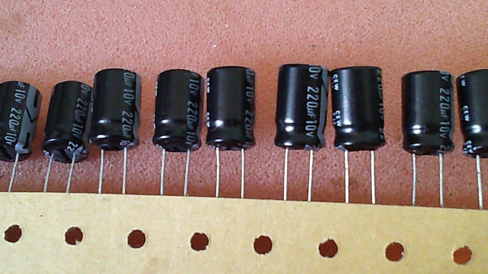 50 PCS 220uf 10V Electrolytic Capacitors Radial Aluminum 10mmx16mm 20% ...