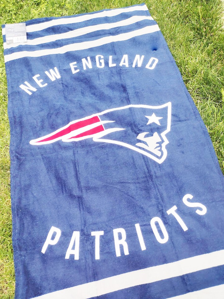 30 x 60 Striped beach towel - NFL - Pick Your Team - NFL FOOTBALL Beach ...