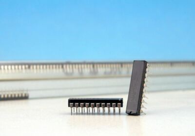 1x CD74HC640E 74HC640 High-Speed CMOS Logic Octal Three-State Bus ...