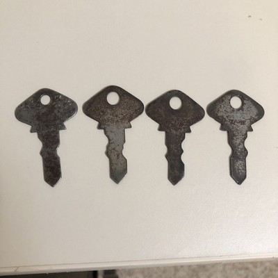 Set Of 4 Vintage Old Antique 1919-1927 FORD Model T Dealer Master Keys ...