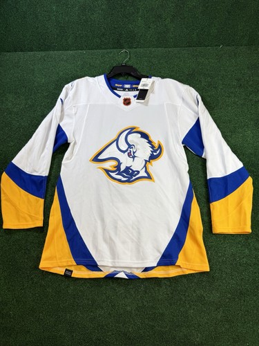 New With Tags Authentic Adidas Buffalo Sabres Retro Jersey Men’s Size ...