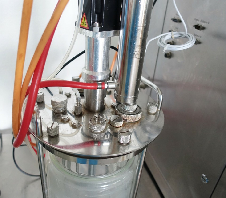 SARTORIUS BIOSTAT B PLUS BENCHTOP FERMENTOR/ BIOREACTOR 8843414 w 5L ...