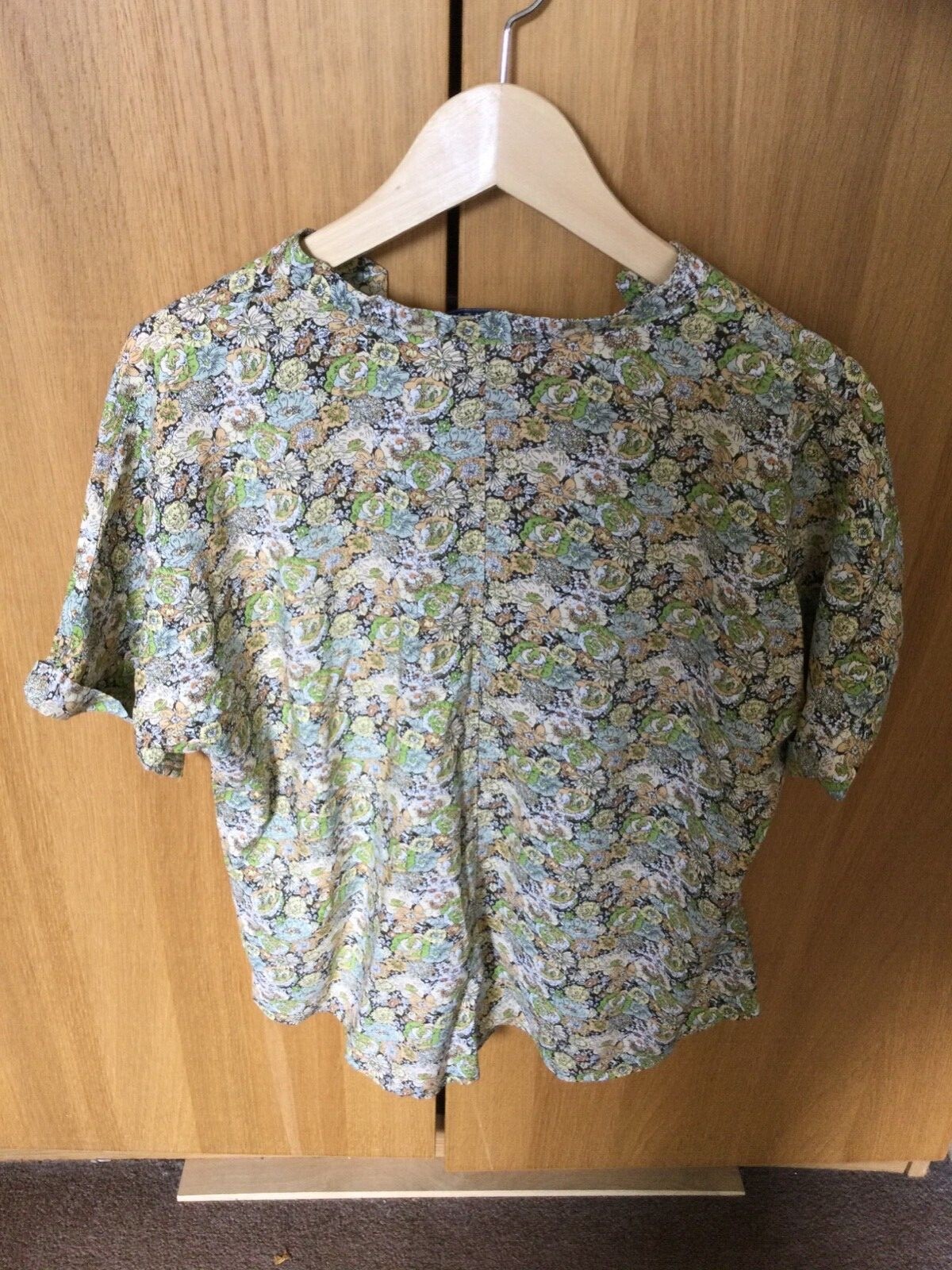 Cerulean By Blue Diamond Beautiful Flower Printed Blouse -Brand New ...