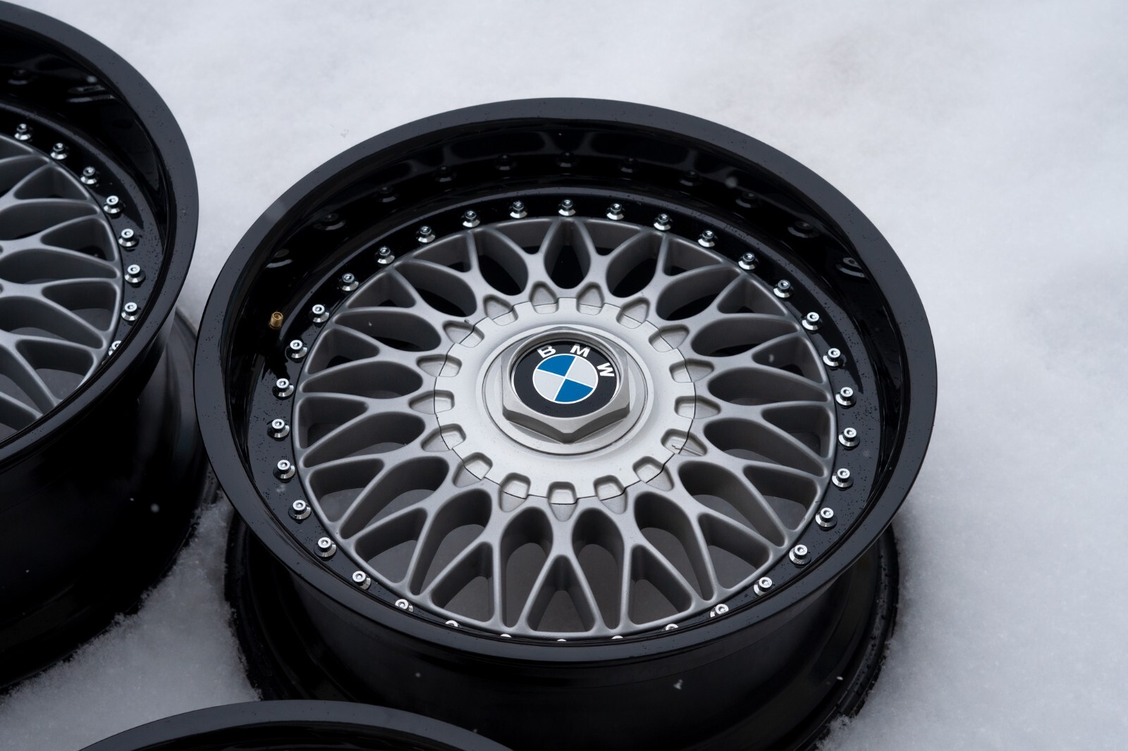 BMW E39 E31 E32 E34 17" inch OEM STAGGERED Genuine BBS Factory Mag ...