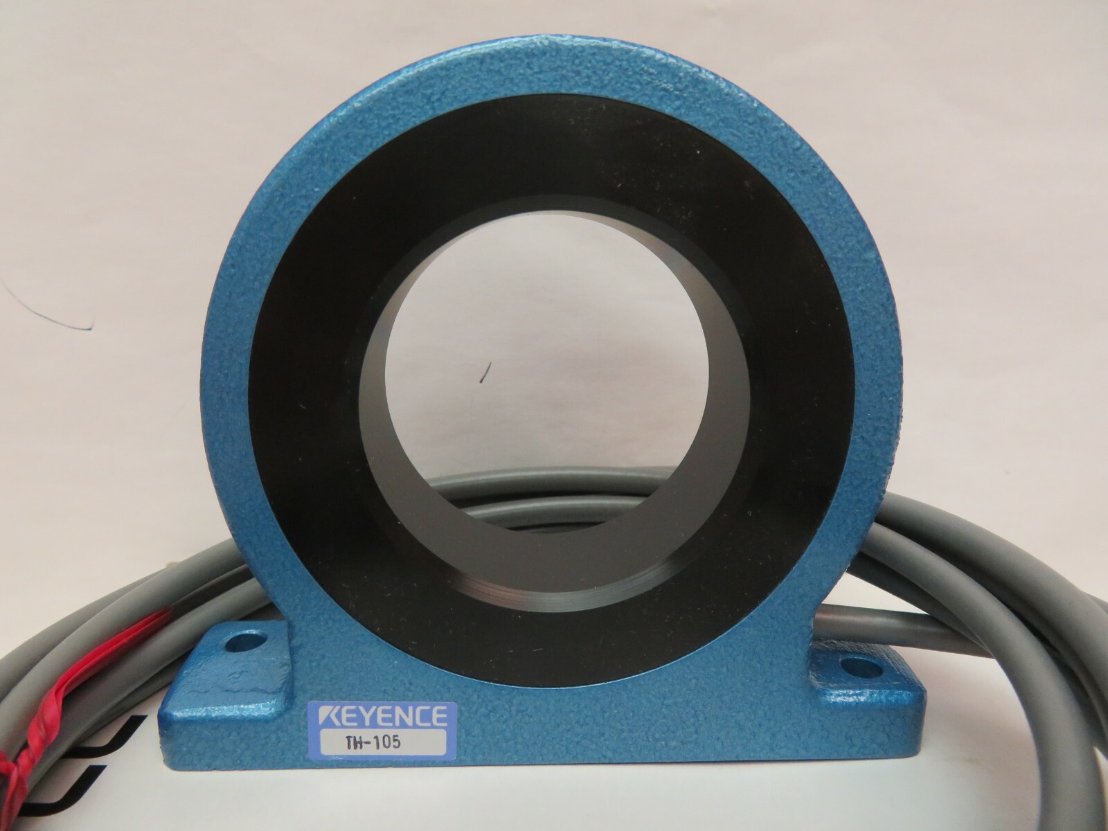 NEW KEYENCE SENSOR HEAD TH-105 FOR SMALL METAL OBJECT DETECTION TA-340 ...