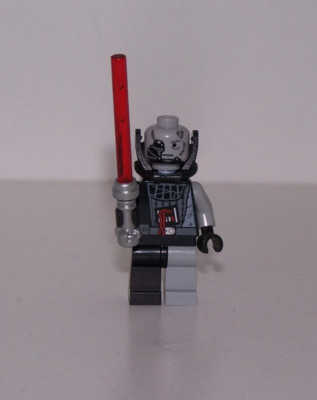 New LEGO "Battle Damaged" Darth Vader Minifig Star Wars 7672 Force ...